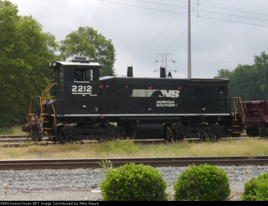 NS 2212
